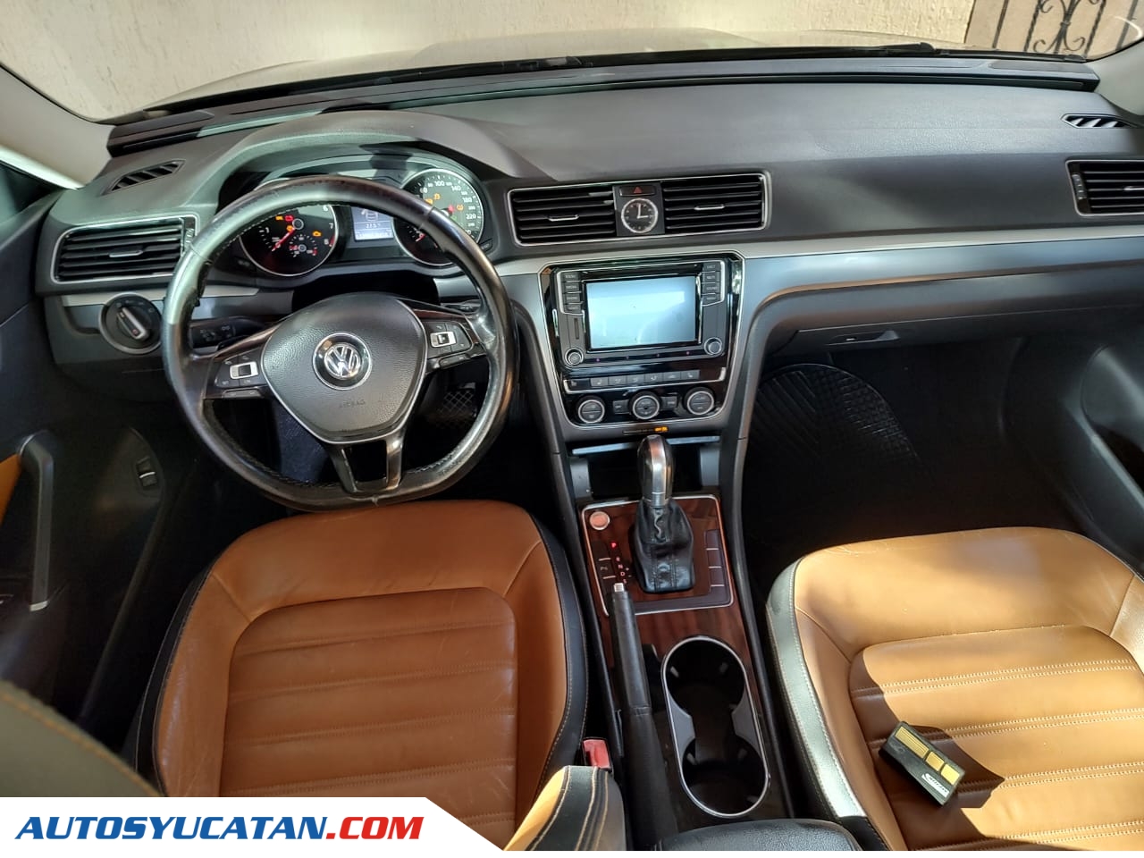 Volkswagen Passat R-Line 2017 – AutosYucatan.com