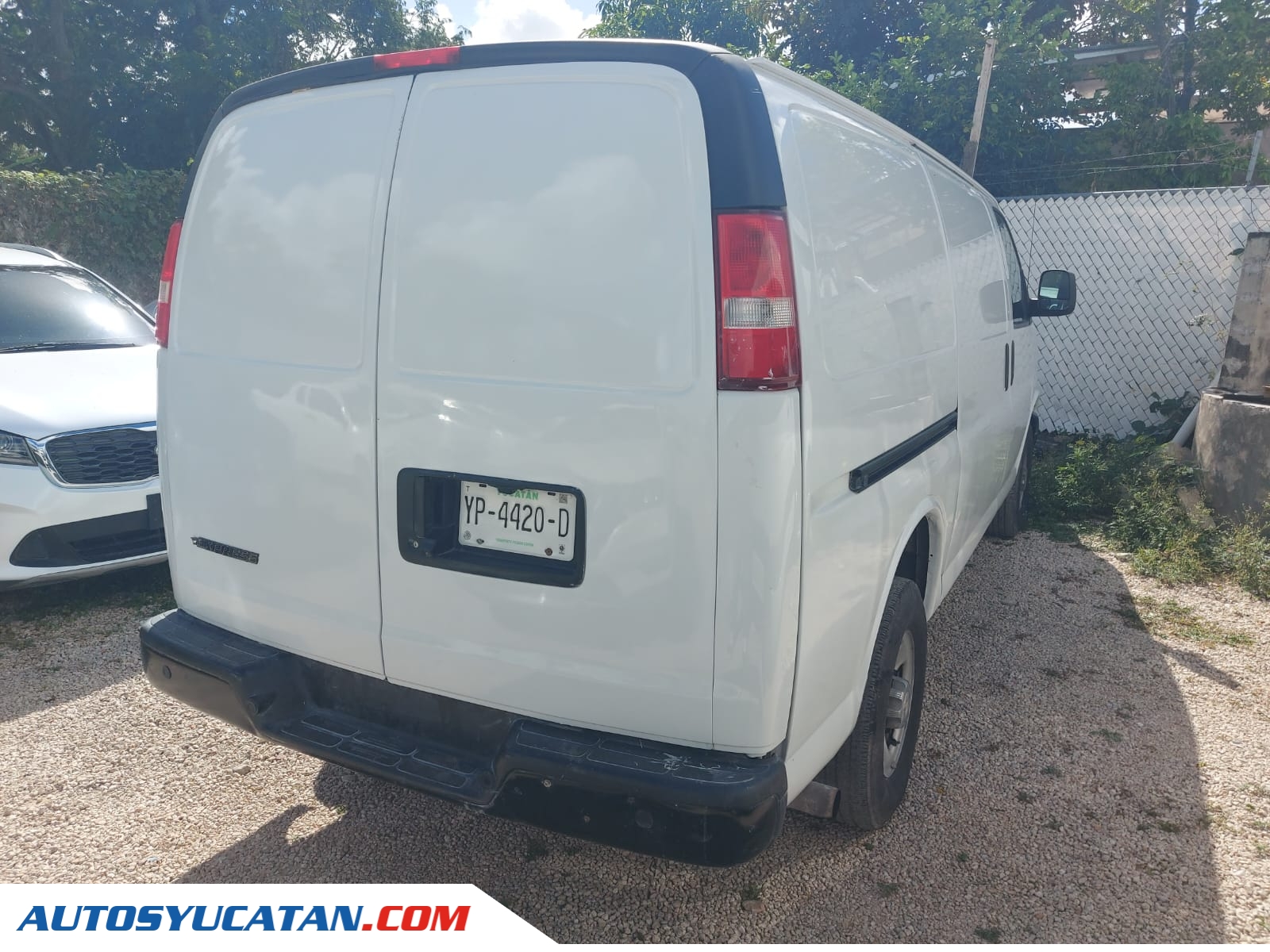Chevrolet Express Van Cargo 2019 – AutosYucatan.com