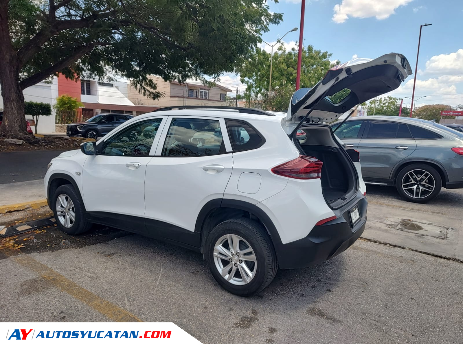 Chevrolet Tracker LS 2023 – AutosYucatan.com